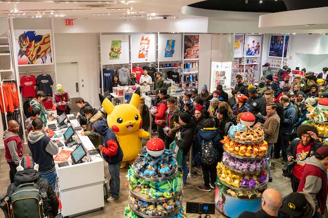 Record Sales Achieved By The Release of Pokémon Sword and Shield ...